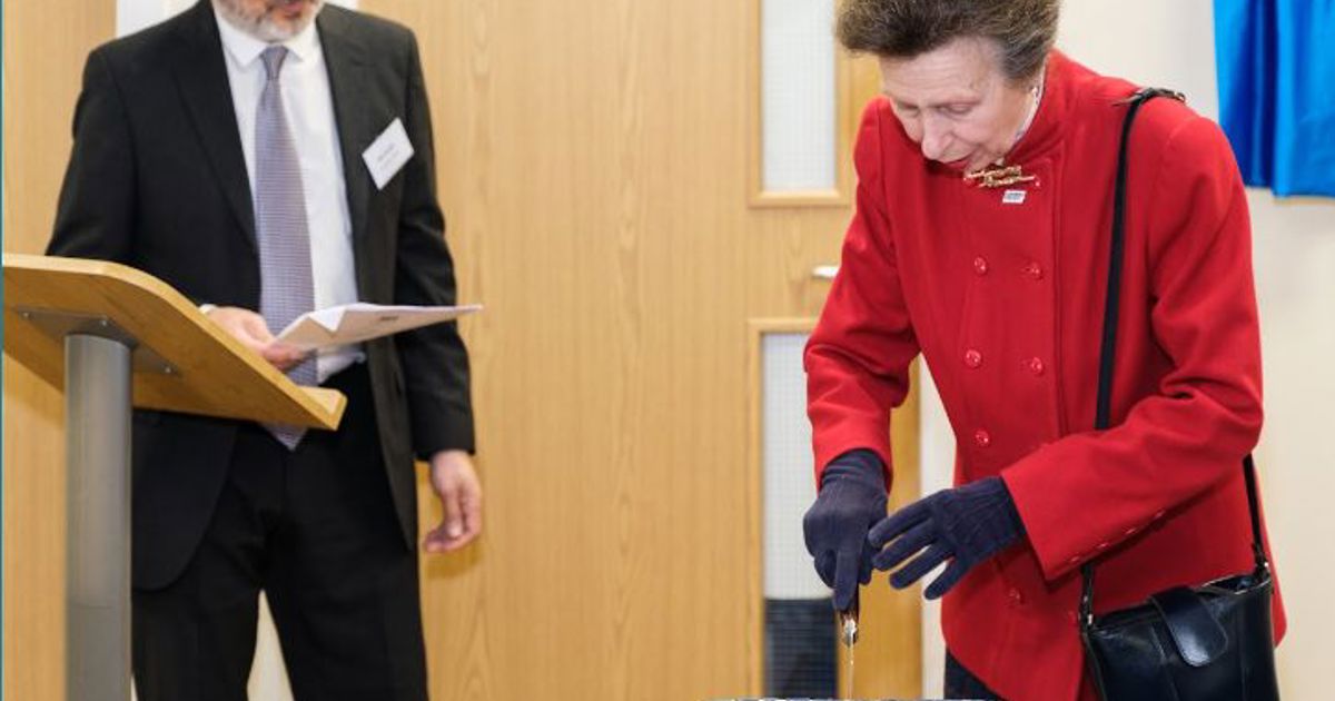 HRH Princess Royal visits Sefton Carers Centre to mark its 30th ...